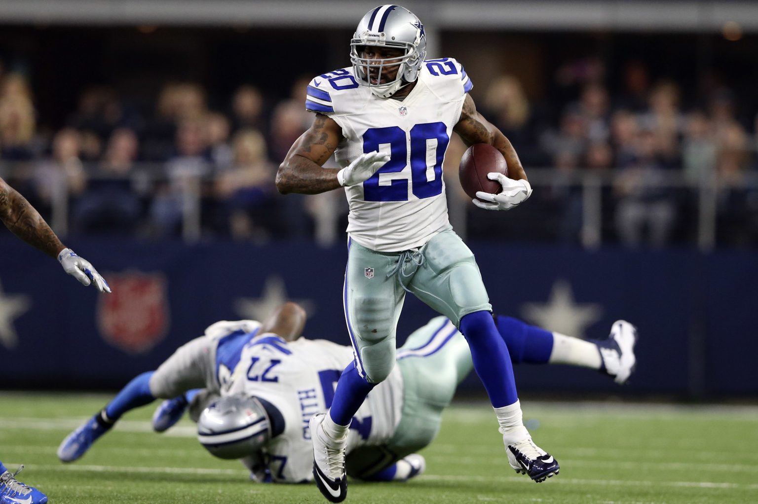 7 Fastest Running Backs Throughout History of NFL :: Indie Spark